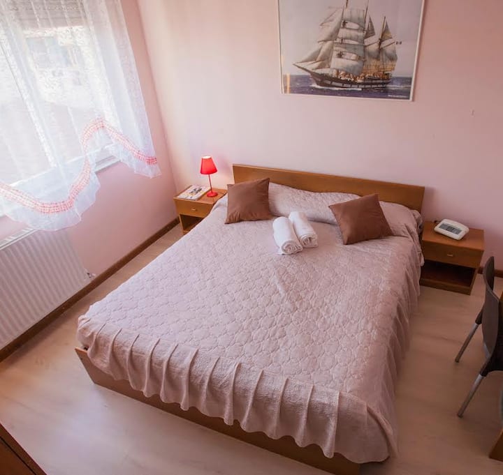 Bed And Breakfast A Due Passi Dal Centro - Sanremo