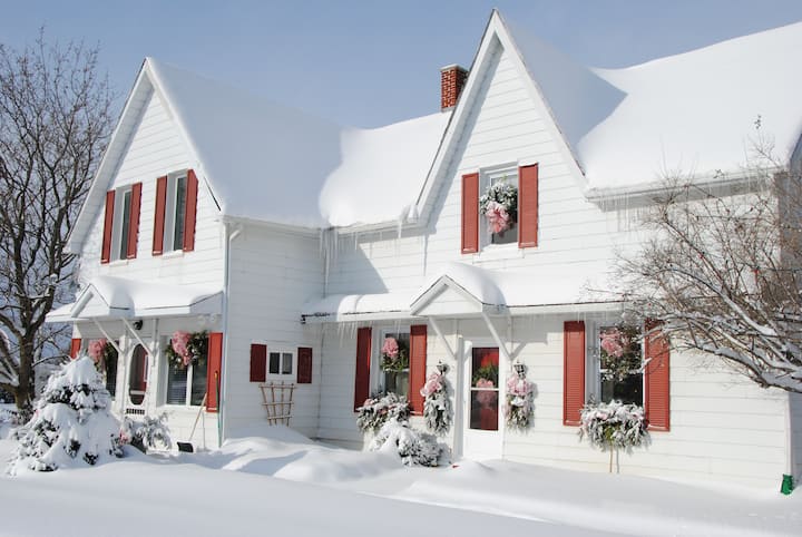 Ski Country In Winter Wonderland - Orillia