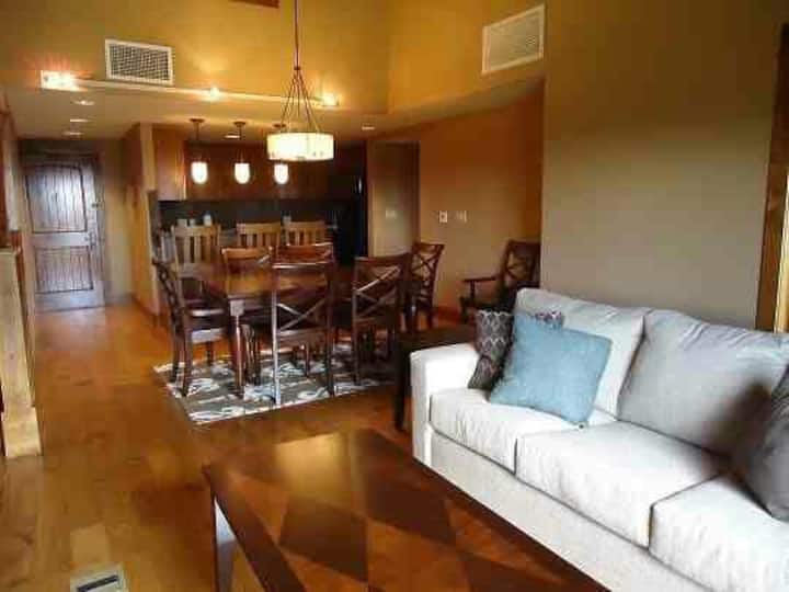 4th Flr 2 Br Lodge Lake/golf Vw Ski - Donnelly, ID