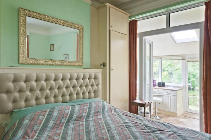 Self-catering Studio - Woodhall Spa
