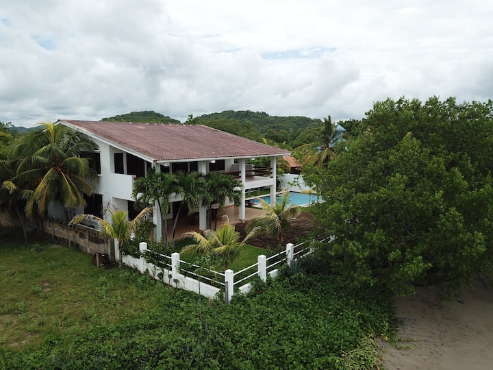 Exclusive 5bd Villa, Ocean Front With Pool - Nicaragua