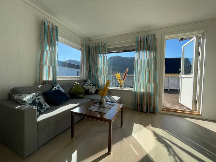 Lovely 2 Bedroom Apartmen With Free Parking - Bergen