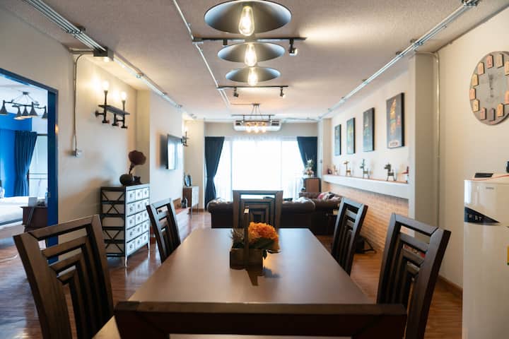 Nimman 140sqm Two Br Flat工业风宁曼路maya商场140平米两卧大套房。 - Chiang Mai, Thailand