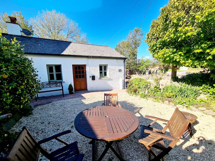Ivy Cottage - Near Tenby - Sleeps 4 - Pembrokeshire