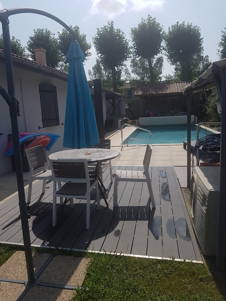 Studio Sympa Pour 3 Personnes  Piscine Partagée - Tarnos
