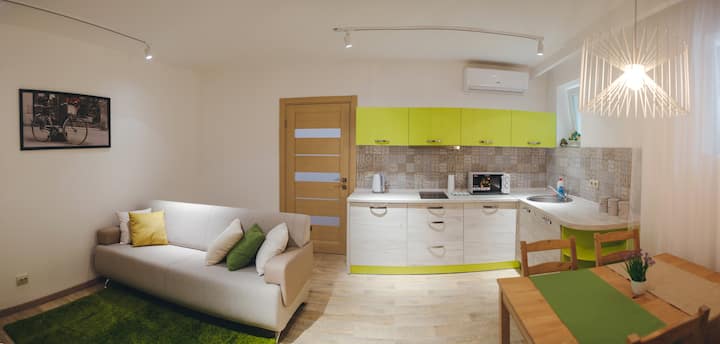 Modern Apartment-studio Silena - Ужгород