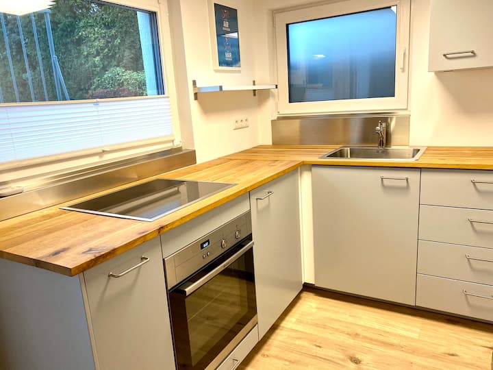 Kleines Appartement In Idyllischer Wohngegend - Haan