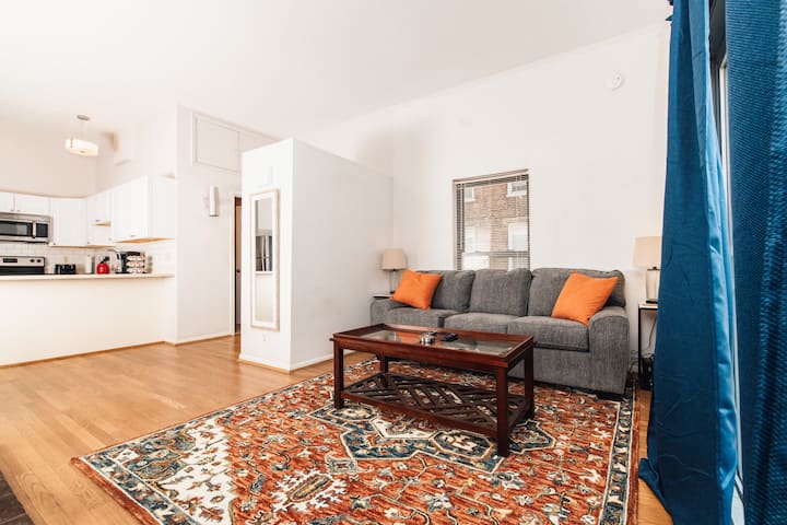 Mt. Adams 2br Great Location! Steps From Monastery - Cincinnati, OH