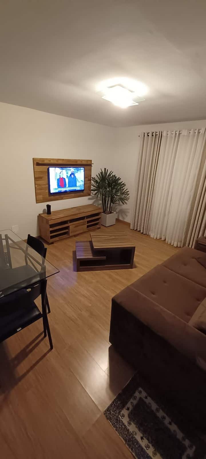 Ap Confortável, Com Estacionamento - Curitiba