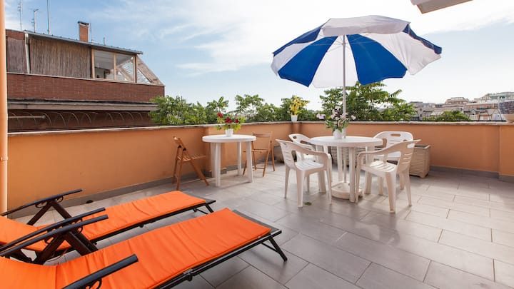 Rental In Rome - 5 Bdr + 2 Bthr+ Panoramic Terrace - Latium