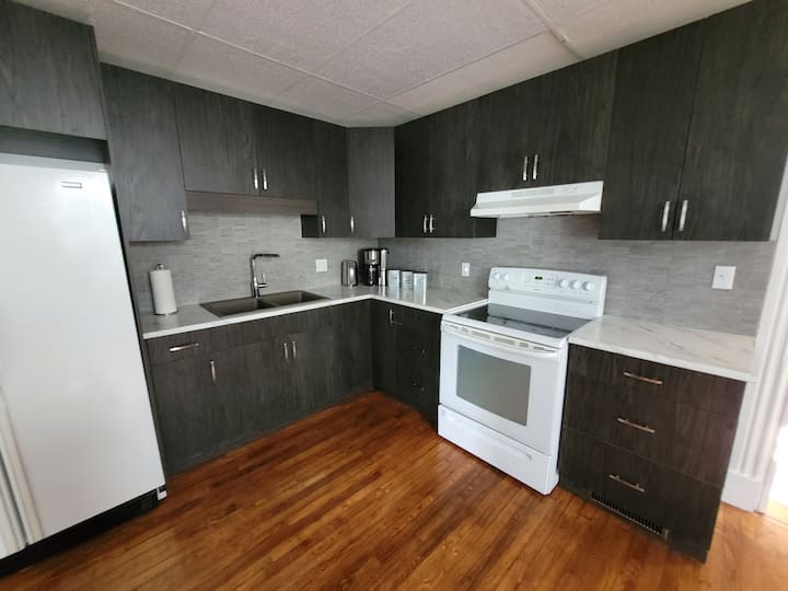 The Starboard - Executive Home - Heart Of Cornwall - Cornwall, ON, Canada