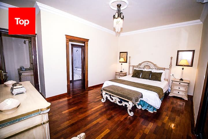 Beachfront Suite - Arrecife
