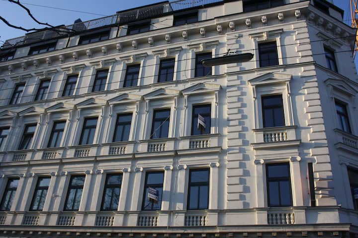 New! A Nice Apartment Near Westbahnhof - Viena
