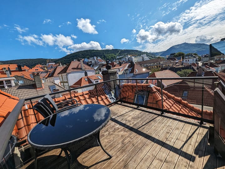 2 Floors & Private Panorama Terrace | Very Central - Bergen, Norway