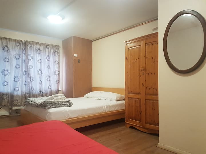 Great Apartment Near Heathrow - Slough