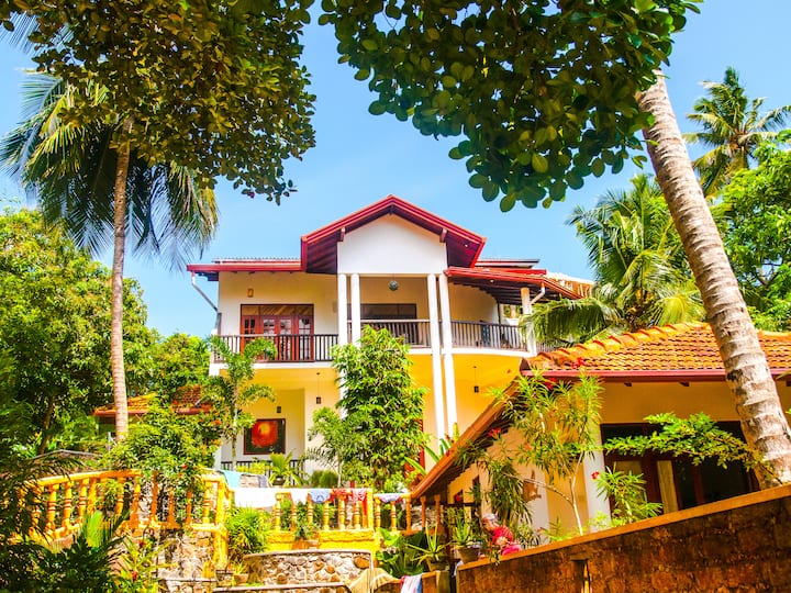 Villa Mount Alone - Sri Lanka