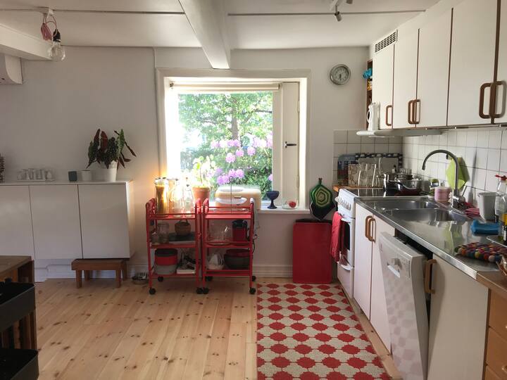 Room - Close To City / Beach / Bus Stop / Parking - Lomma