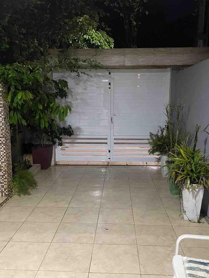 Adm Lima E Canato Kitnet Aconchegante 5pessoas - Bertioga