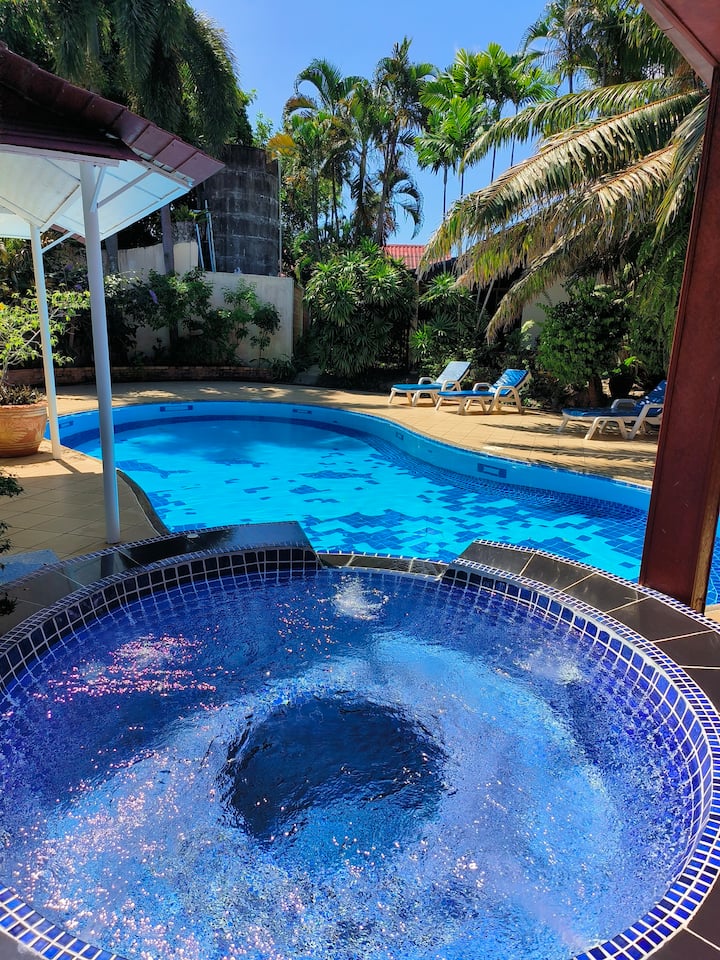 Bungalow *** Pool-jacuzzi & Tropical Garden - 9 - Kata Beach