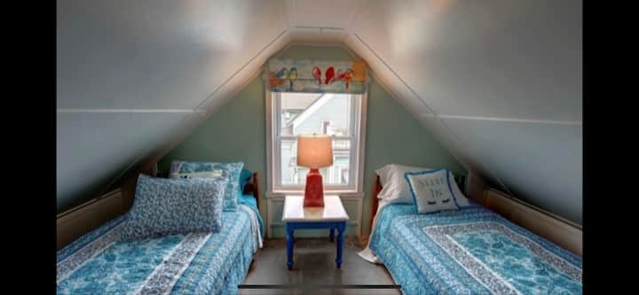 Hidden Treasure - エルク・ラピッズ, MI