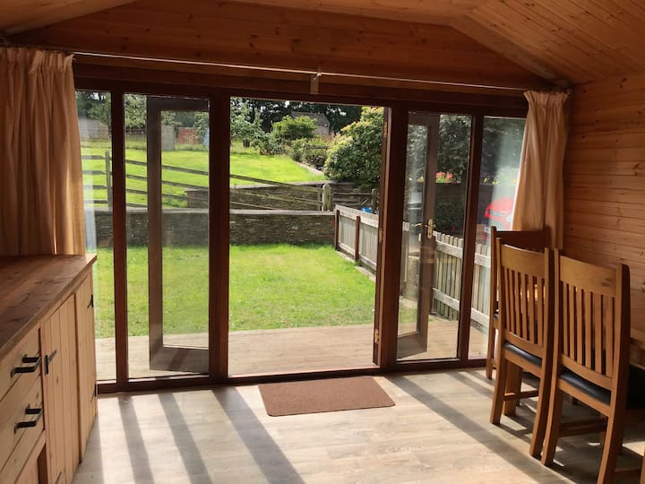 Cosy Rural Log Cabin, Near Slapton Sands - Devon