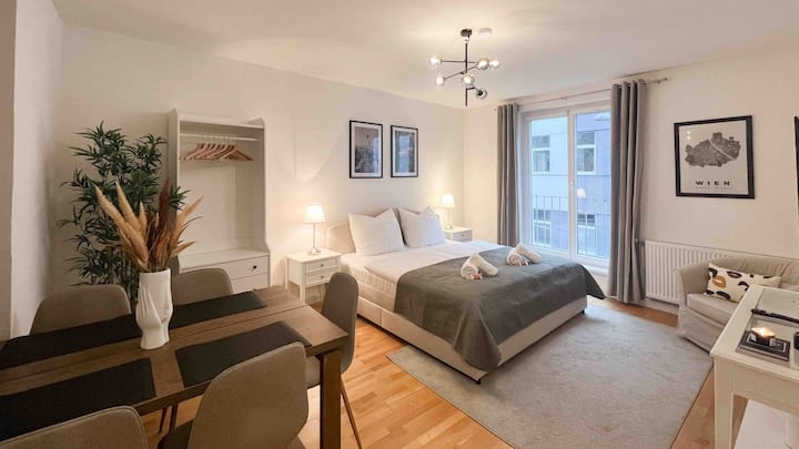 Modern & Spacious 3 Bedroom Apartment - Vienna