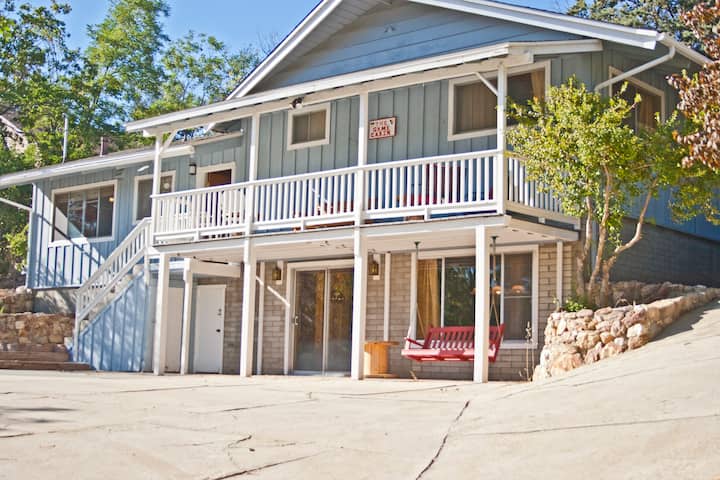 The Game Cabin - Great Home For The Young At Heart - Julian, CA