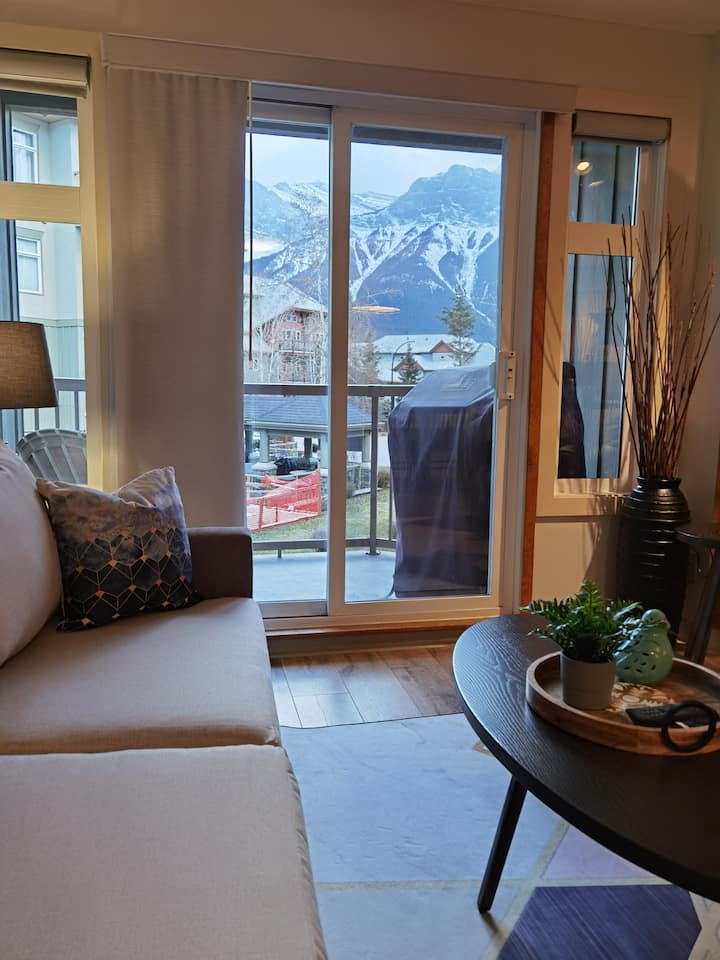 Mountain View Unique 1br/3beds/ac/gym/free Parking - Canmore