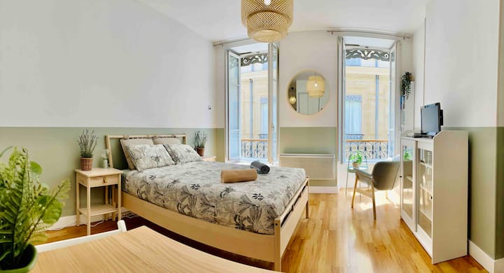 Magnifique Appartement + Parking Gratuit (Rare) - Marseille