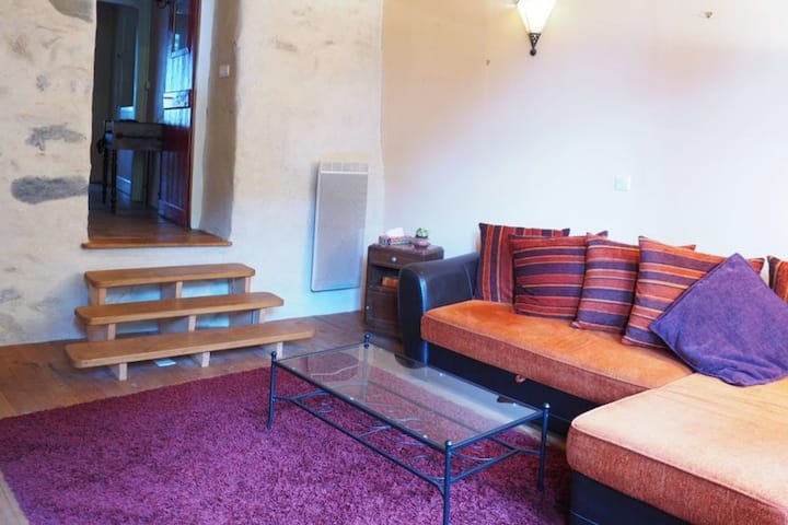 Charmante Maison à Auzat - Charming Home Stay - Étang d'Izourt