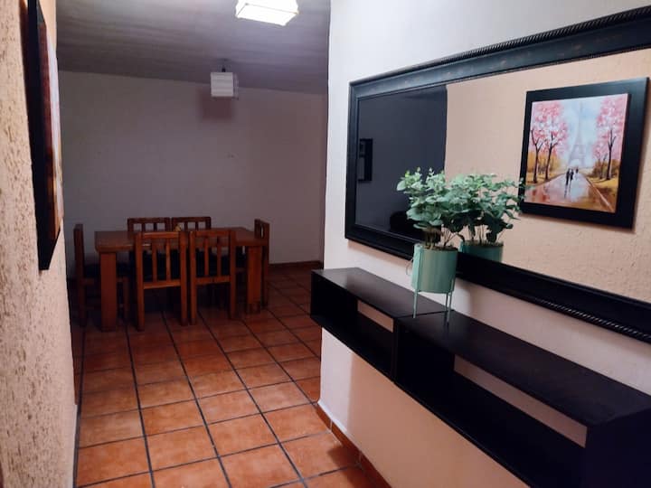 Depto Bien Ubicado Tu Estancia Será Muy Placentera - Tepic