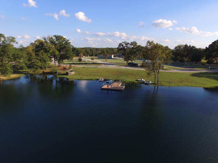 Executive Wood Cottage At Mill Creek Ranch Resort - Canton, TX