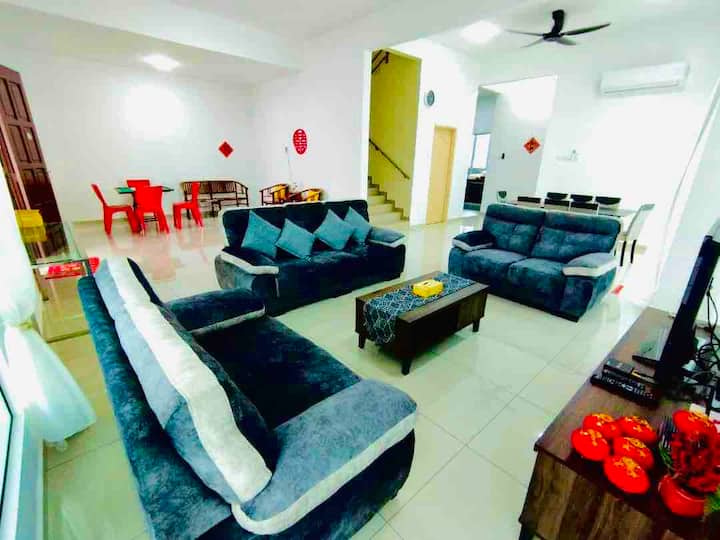 Tampin Semi-d Homestay - Tampin