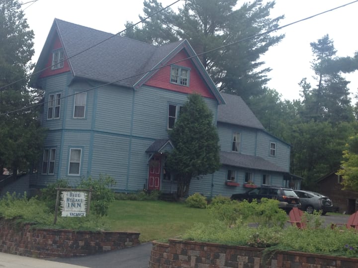 Blue Mountain Lake Inn - Long Lake, NY