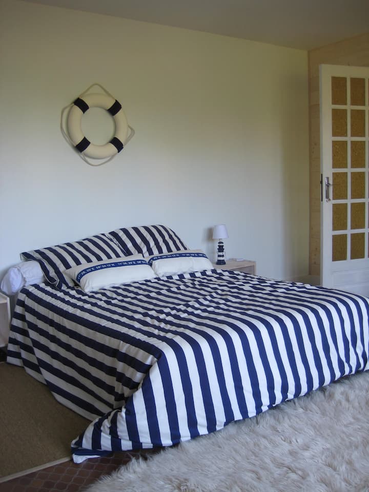 Chambre D'hôtes Indépendante (Avec Petit Déjeuner) - Villerville