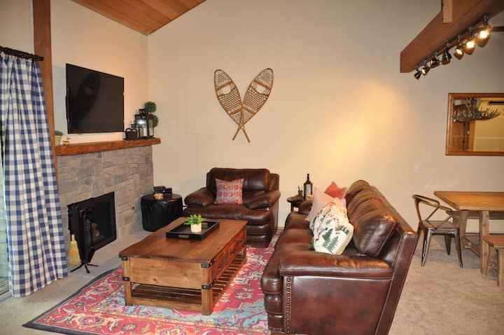 Upgraded Snowcreek Condo (2 Bedrooms+loft) - Mammoth Lakes, CA
