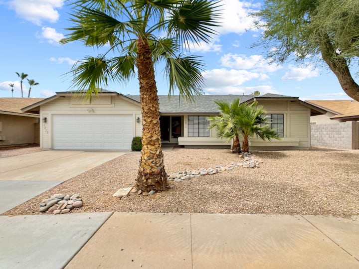 Cozy Chandler Home - Your Private Getaway - Chandler, AZ