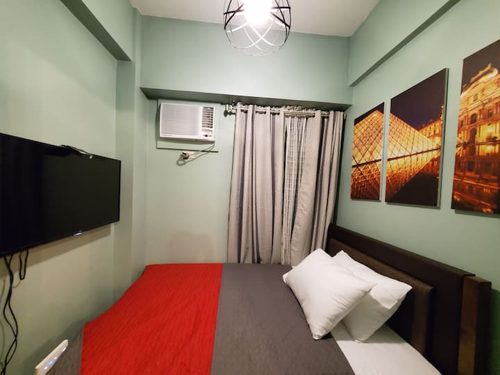 1br Lafayette Suite, Chateau Elysee Near Airport - Parañaque