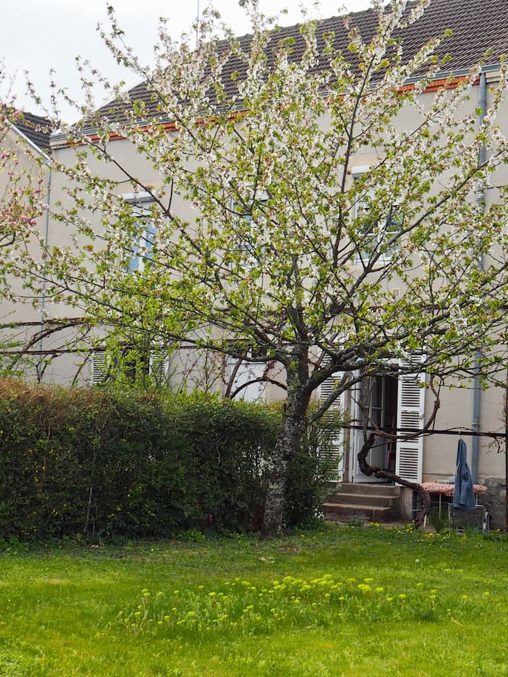 La P’tite Fabrique Chez Malo, Gîte Et Jardin - Montceau-les-Mines