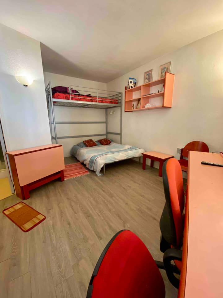 Superb Apartment In The City - Juvignac