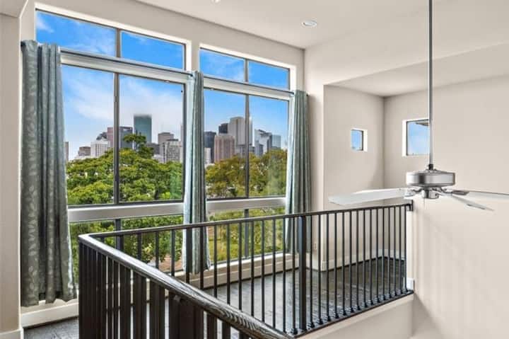 Luxury 3br/3ba Eado Gem With Amazing Downtown View - Houston, TX