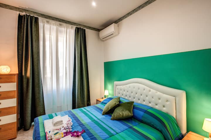 Moderne Avec Vue Appartement Vatican - San Pietro - Rome