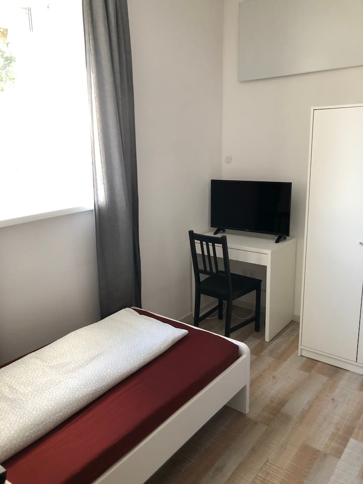 Aulendorf - Kleine Studiowohnung Für 1 Bis 3 Gäste - Wolfegg