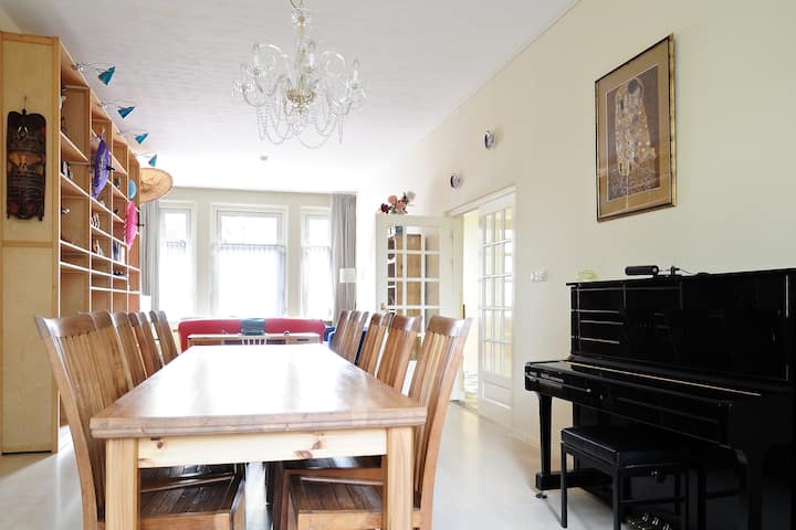Logement 5 Chambres; Centre; Se Garer Gratuitement - Amsterdam