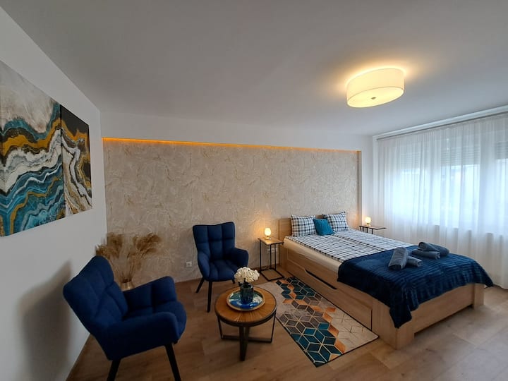 Newly Renovated Cozy Flat Near The City Center,a/c - Budapest