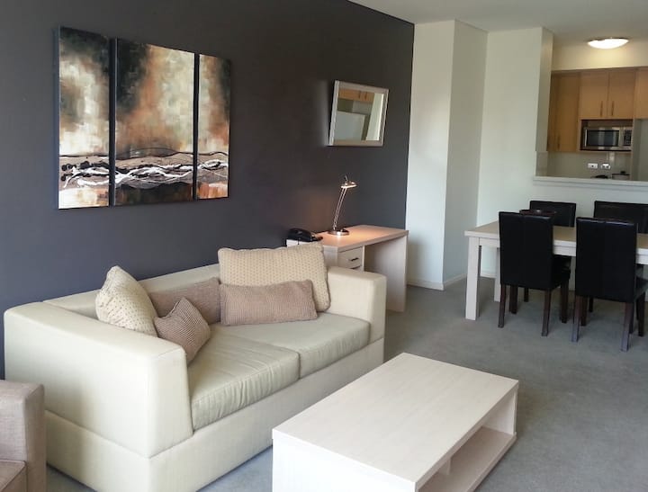 Haymarket 2 Bedroom, Balcony, Free Wifi 122h - Sydney