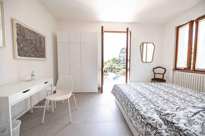R.1 - B&b Controvento Maccagno - Luino