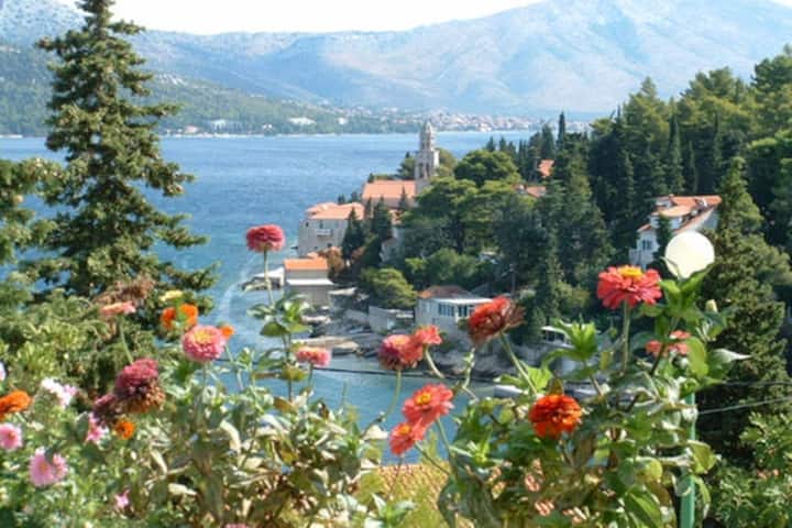 Last Minute - Terraces And A View! - コールチュラ島