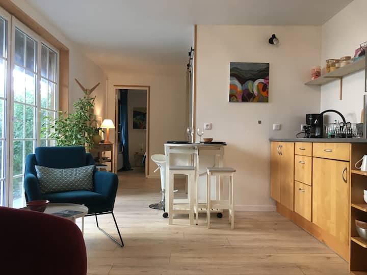 Logement Entier Cosy Et Zen Donnant Sur Jardin - Saint-Léonard