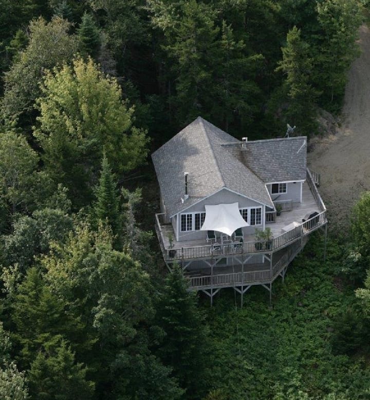 Sea Star Cottage / Simply Perfect - Belfast, ME
